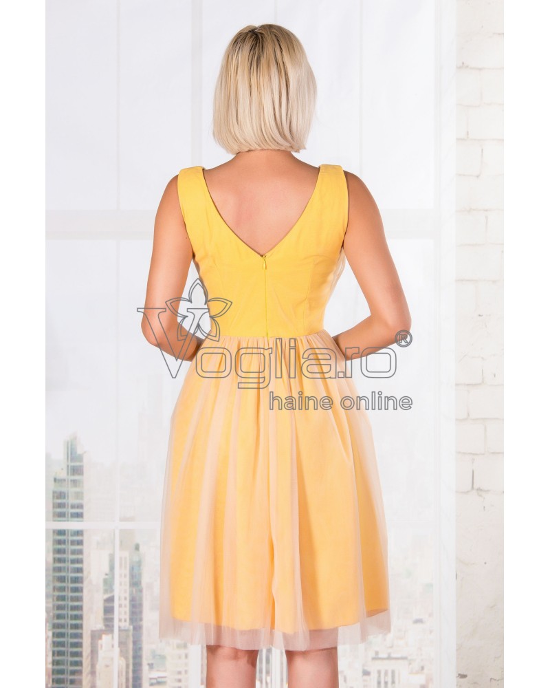 ROCHIE GALBENA CU APLICATII 3D IN TALIE MBG